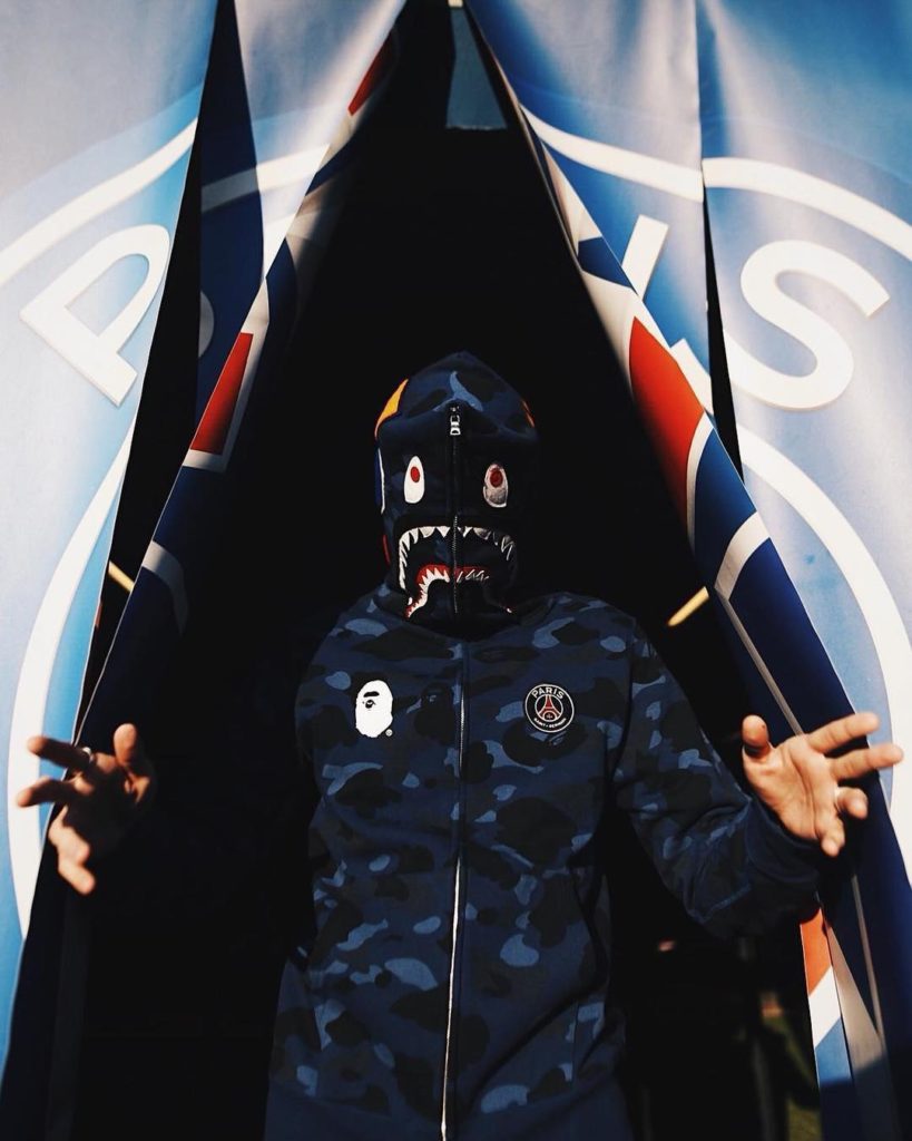 【A BATHING APE® × PSG】最新コラボアイテムが12月8日発売予定。 | UP TO DATE