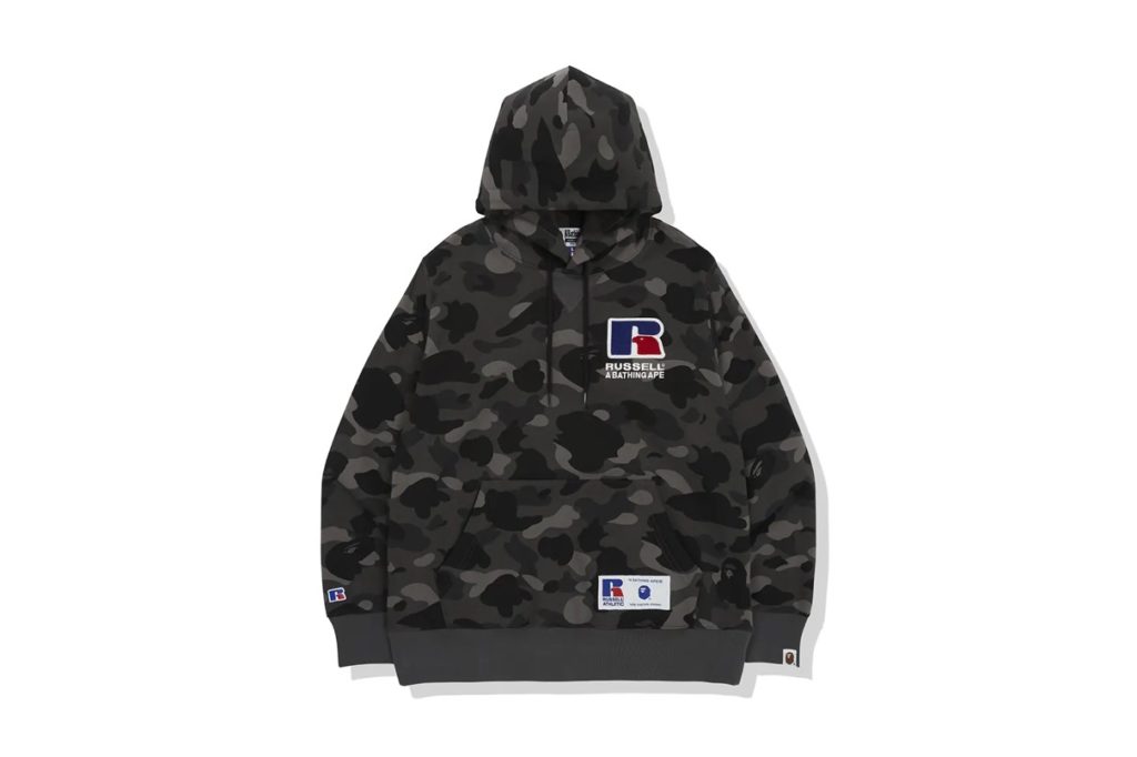 【BAPE® × RUSSELL ATHLETIC®】初コラボコレクションが12月26日に発売予定 | UP TO DATE