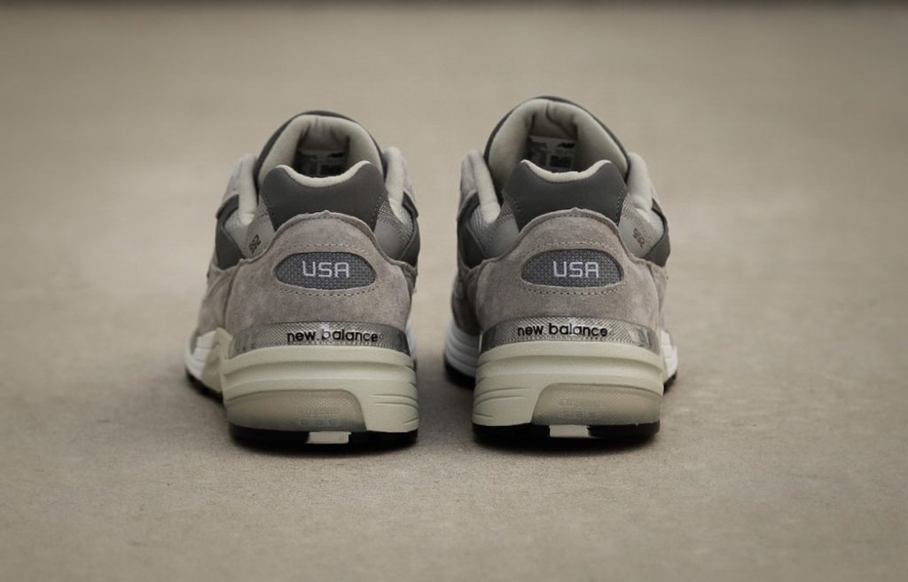 New Balance 人気のグレーカラー『M992GR』のリストック情報【随時更新】 | UP TO DATE