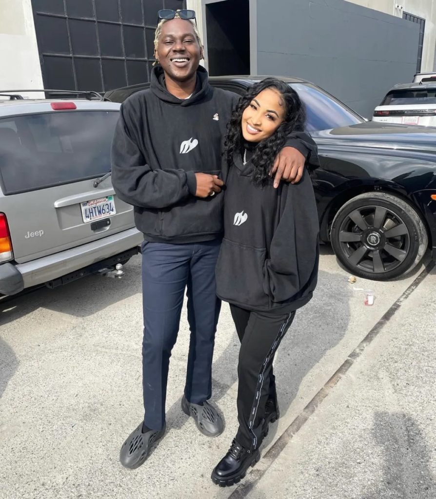 adidas YEEZY FOAM RUNNER “ONYX”が国内3月7日に再販 [HP8739 / HP5347 / HO5346 ...