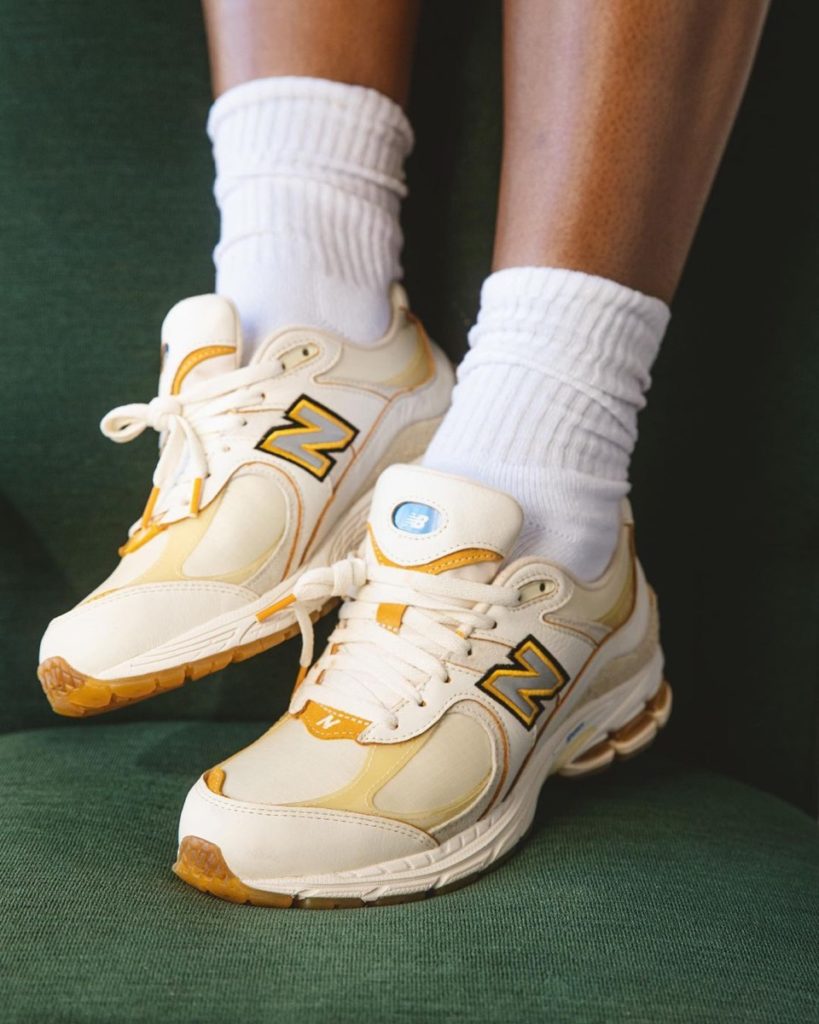 New Balance 2002R “Conversations Amongst Us” by JFGが国内4月15日に発売予定 | UP ...
