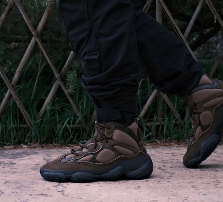 adidas Yeezy 500 High “Taupe Black”が国内10月17日に発売予定 [GX4553] | UP TO DATE