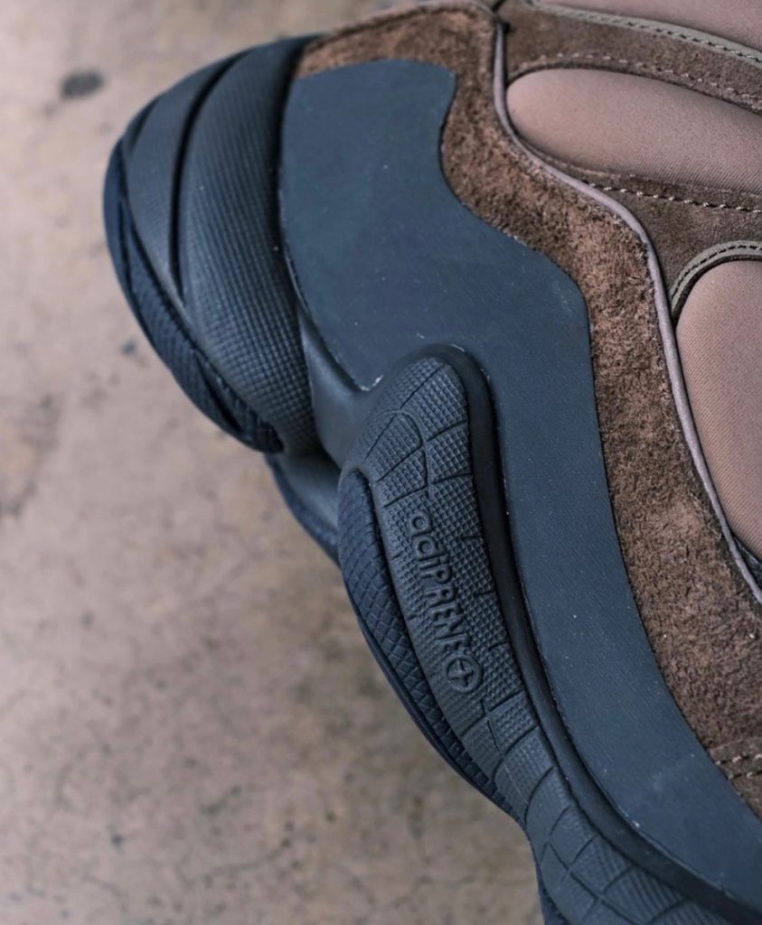 adidas Yeezy 500 High “Taupe Black”が国内10月17日に発売予定 [GX4553] | UP TO DATE