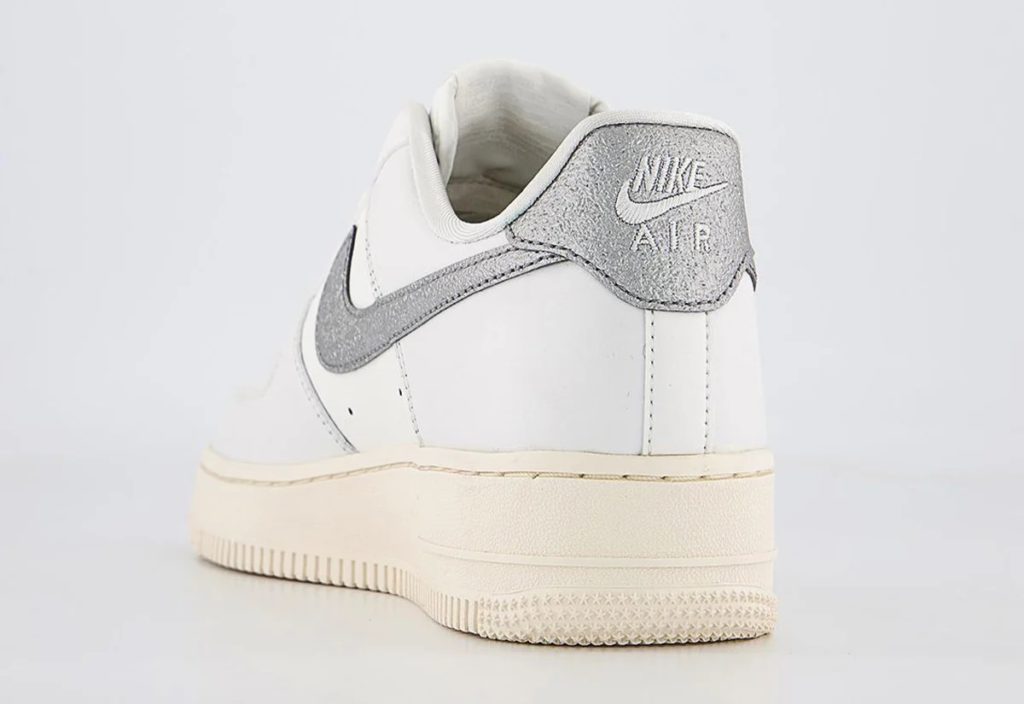 Nike Air Force 1 ’07 “White/Metallic Silver”が発売予定 | UP TO DATE