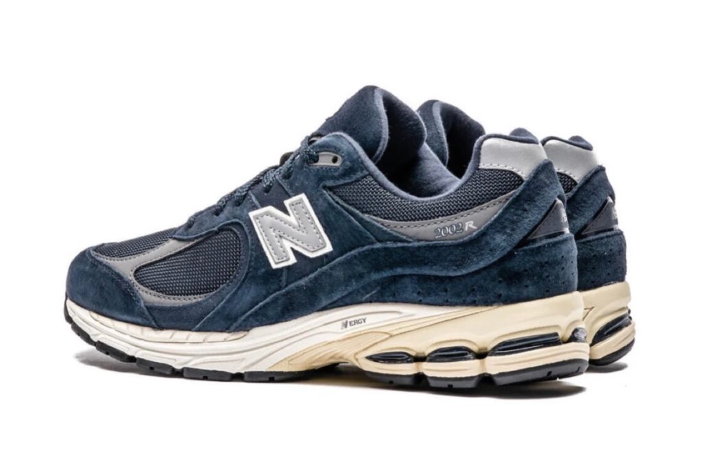 New Balance 『2002R “Navy Eclipse”』が国内3月14日に再販[M2002RCA] | UP TO DATE