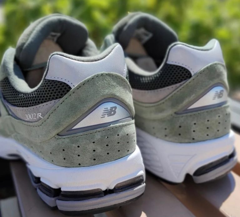 New Balance 『2002R “Light Green”』が海外8月15日より発売[M2002RG1] | UP TO DATE