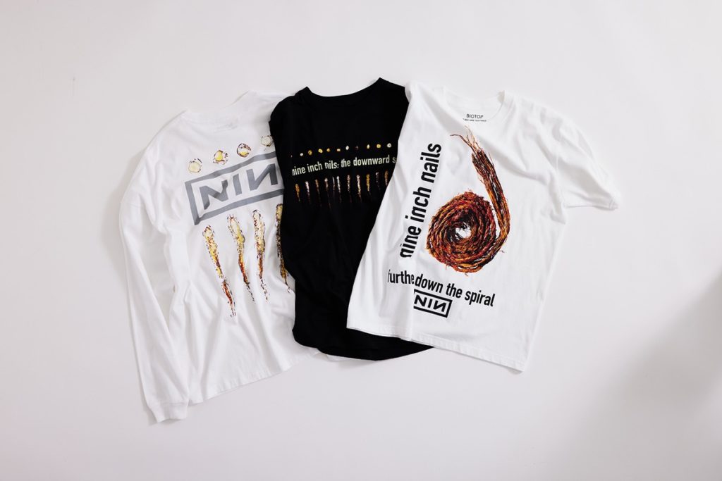 COMOLI & BIOTOP × Nine Inch Nails 限定コラボアイテムが国内10月1日に発売 | UP TO DATE