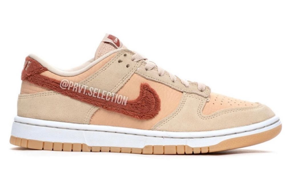 Nike Wmns Dunk Low “Plush Swoosh”が発売予定 [DZ4706-200] | UP TO DATE