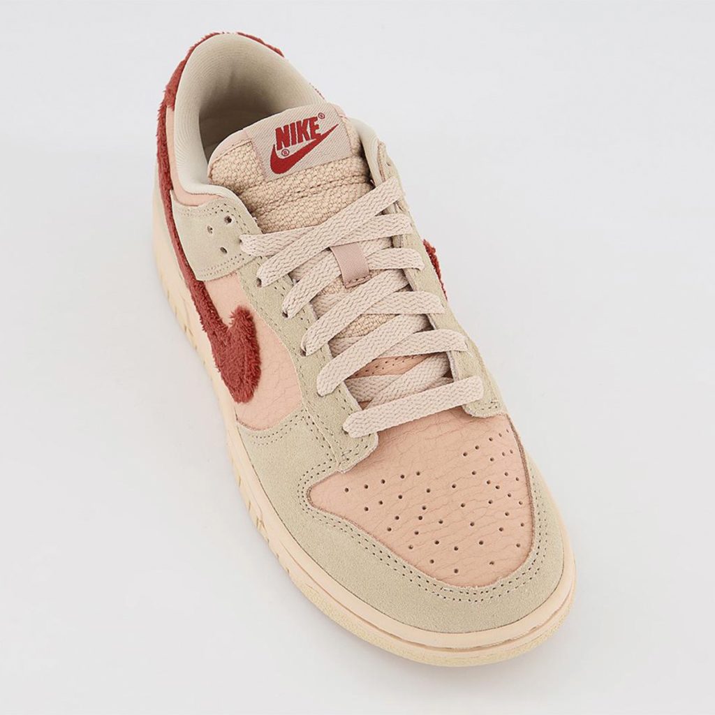 Nike Wmns Dunk Low “Plush Swoosh”が発売予定 [DZ4706-200] | UP TO DATE