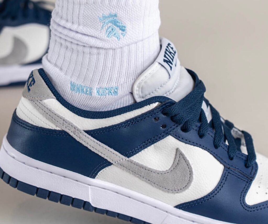 Nike Dunk Low “Summit White and Midnight Navy”が発売予定 [FD9749-400] | UP ...