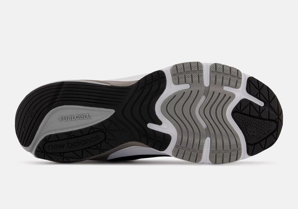 New Balance 『990v6 “Black”』がDウイズ（幅）サイズ追加で国内8月28日に再販[M990BK6 / W990BK6 ...