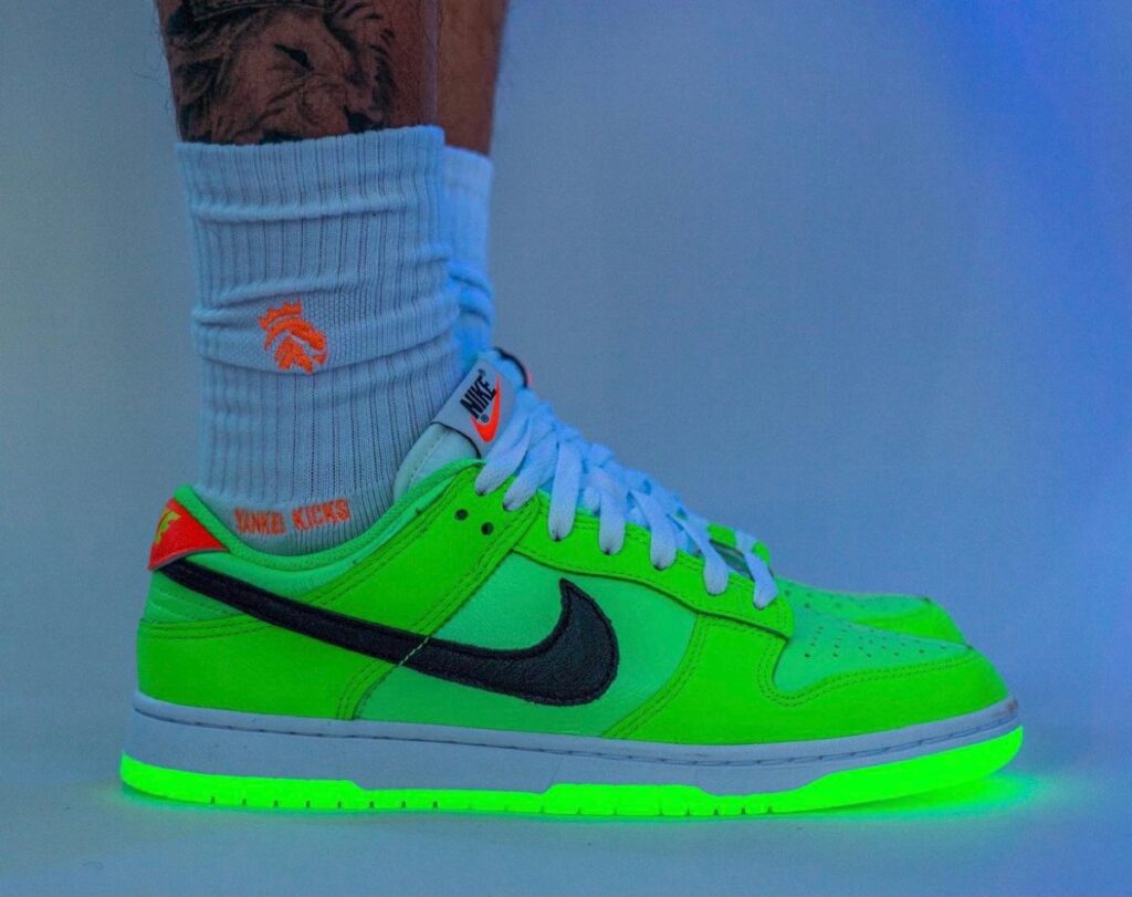 暗闇で光る Nike Dunk Low “Glow In The Dark Volt”が国内6月22日より発売予定 [FJ4610-702 ...