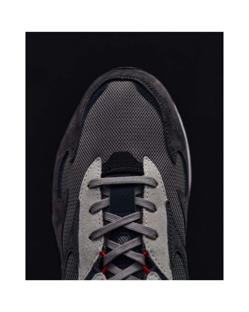 MIZUNO × Graphpaper コラボ第3弾『WAVE RIDER β』が国内4月8日／4月10日に発売 | UP TO DATE