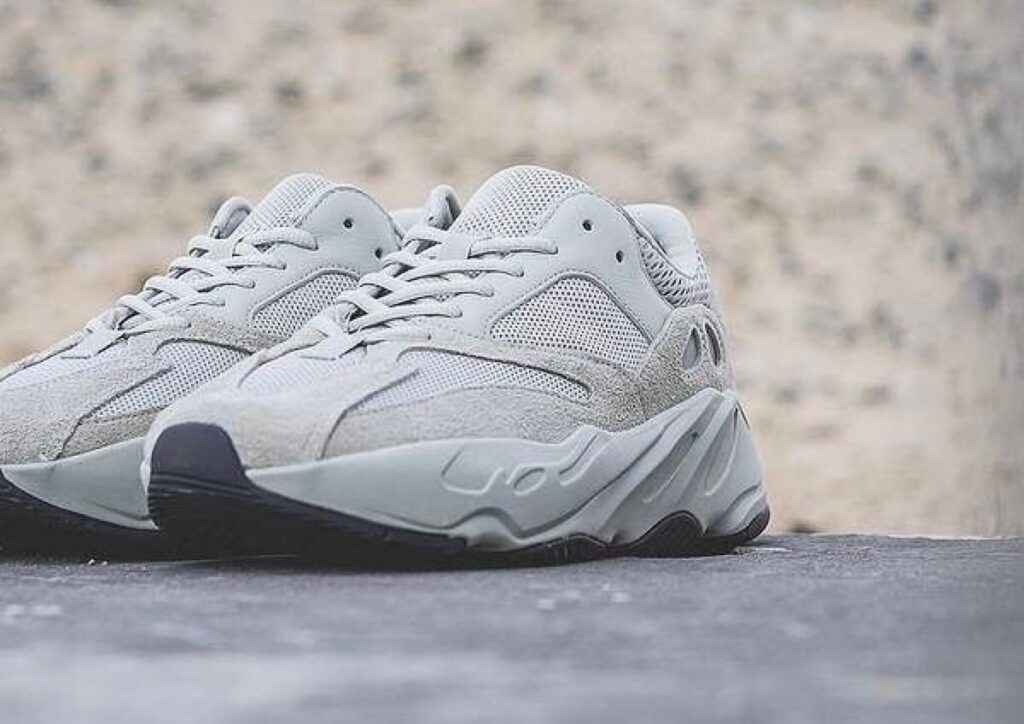 adidas YEEZY BOOST 700 “SALT”が国内6月1日より再販予定 [EG7487] | UP TO DATE
