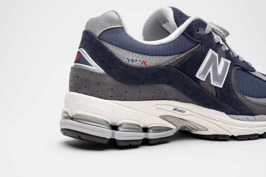 New Balance『2002R』新カラー全4色が国内8月18日に発売[M2002RSI / M2002RSG / M2002RSF ...