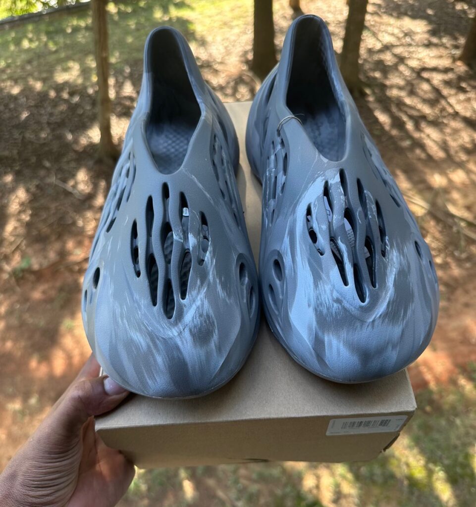 adidas Yeezy Foam Runner “MX GRANITE”が国内3月15日より発売[IE4931] | UP TO DATE