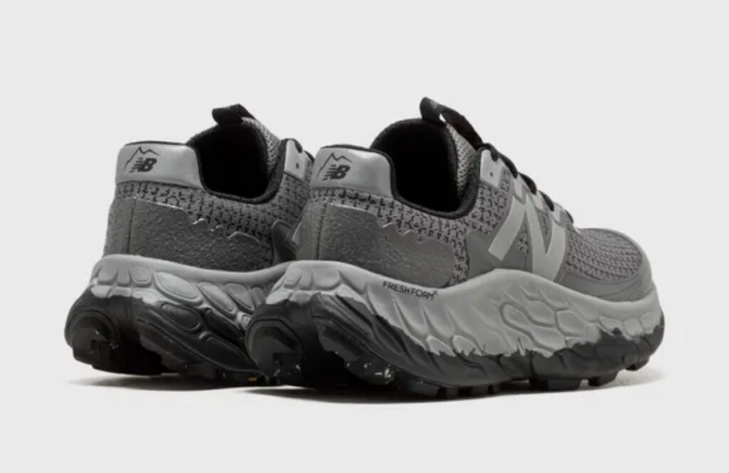 New Balance × CAYL Fresh Foam X More Trail “Shadow Grey”が国内10月13日に発売予定 ...