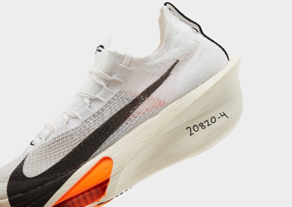 新型最速モデル『Nike Alphafly 3 “Prototype”』が国内1月4日より発売[FD8356-100 / FD8357-100] | UP TO DATE