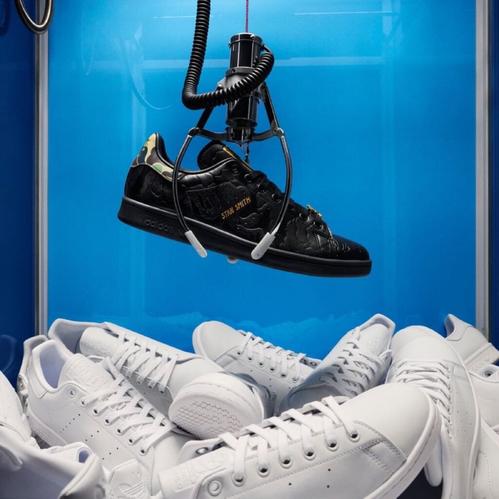 adidas × BAPE®︎ 30周年記念コラボ『Stan Smith “White” & “Black”』が国内11月18日に発売予定 ...