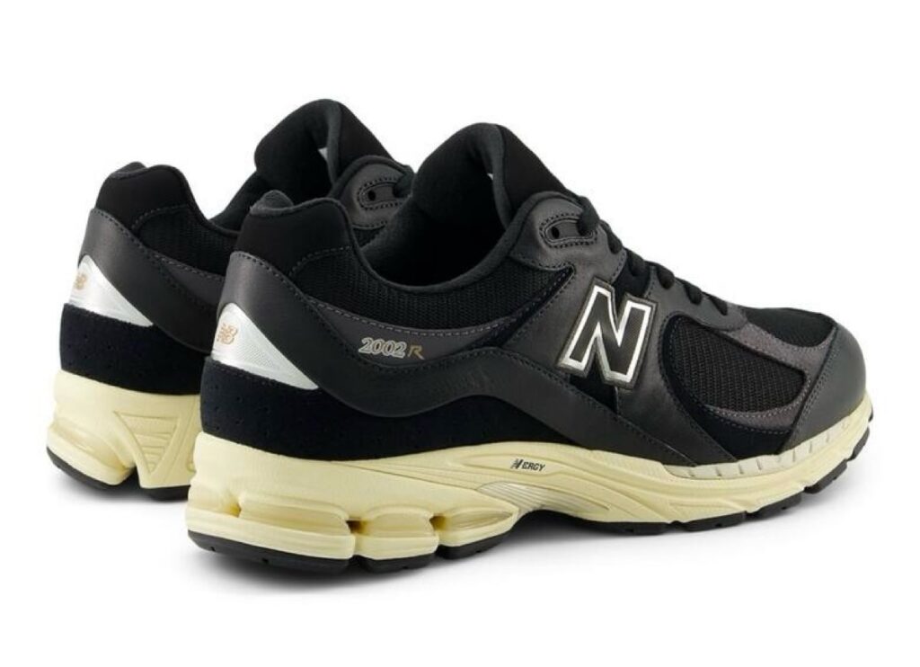 New Balance 2002R “Vintage Black”が国内2月9日に発売[M2002RIB] | UP TO DATE