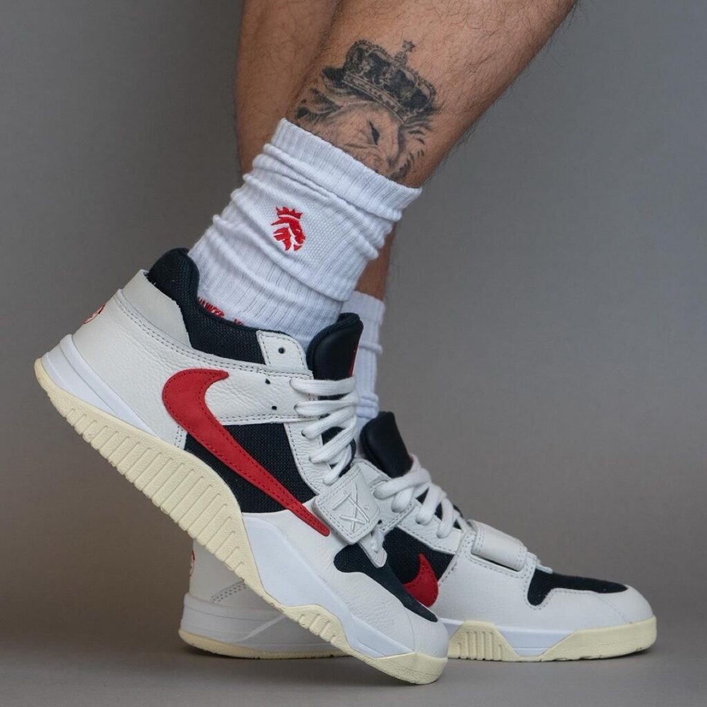 Travis Scott × Nike Jordan Jumpman Jack TR “University Red”が5月10日に発売予定 ...