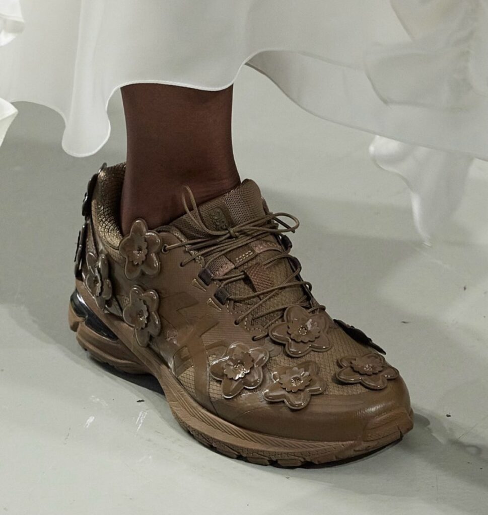 Cecilie Bahnsen × ASICS GEL-TERRAIN が国内11月1日に発売【24FW】[1203A526.001 ...