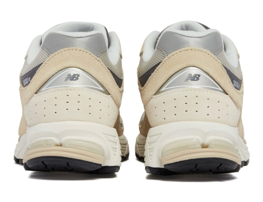 New Balance 2002R “Sandstone”が国内4月19日に発売[M2002RFA] | UP TO DATE