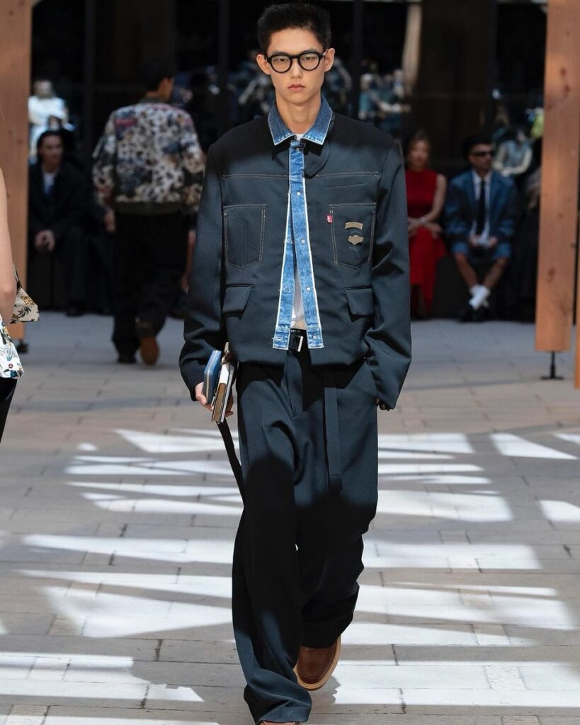 sacai × Levi’s 2025年春夏コラボコレクションが発売予定 【25SS】 | UP TO DATE