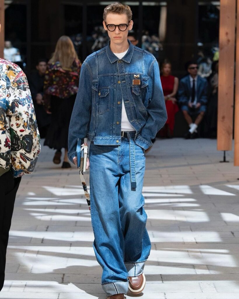 sacai x Levi’s 2025年春夏コラボコレクションが国内5月28日に発売【25SS / 価格】 | UP TO DATE