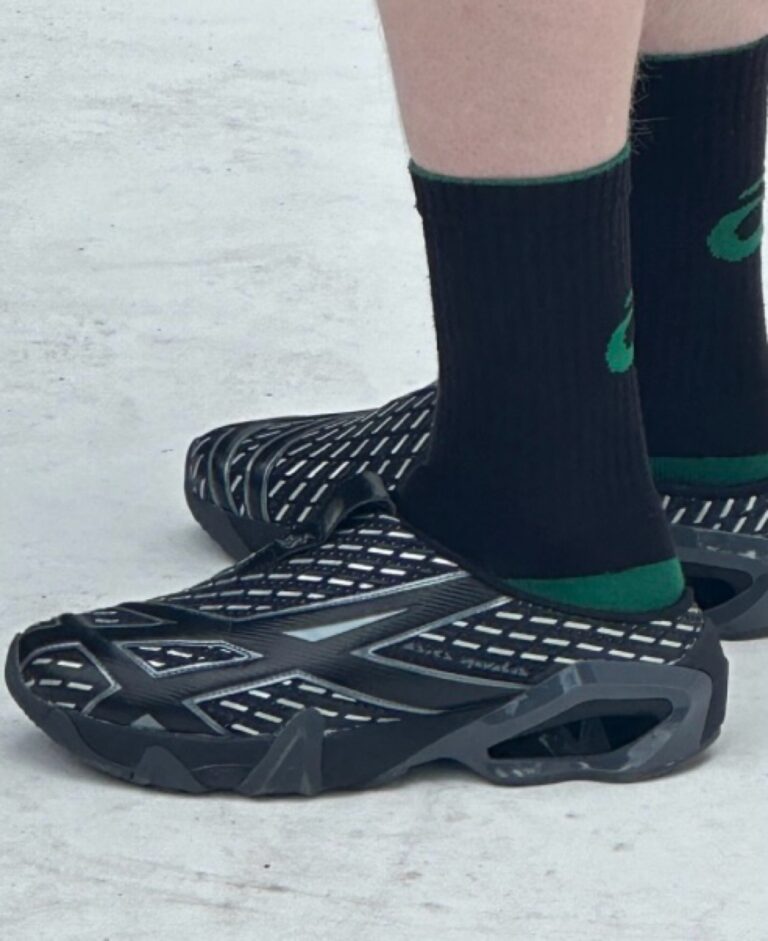 Kiko Kostadinov Studio × ASICS NOVALIS™ 『Gel-Styrax “Obsidian Black”』が ...