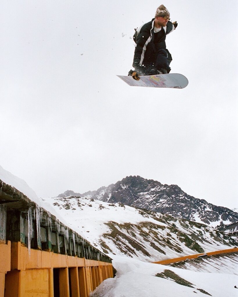 Stüssy x Mountain Hardwear 24FW コラボコレクションが国内11月1日より発売 | UP TO DATE