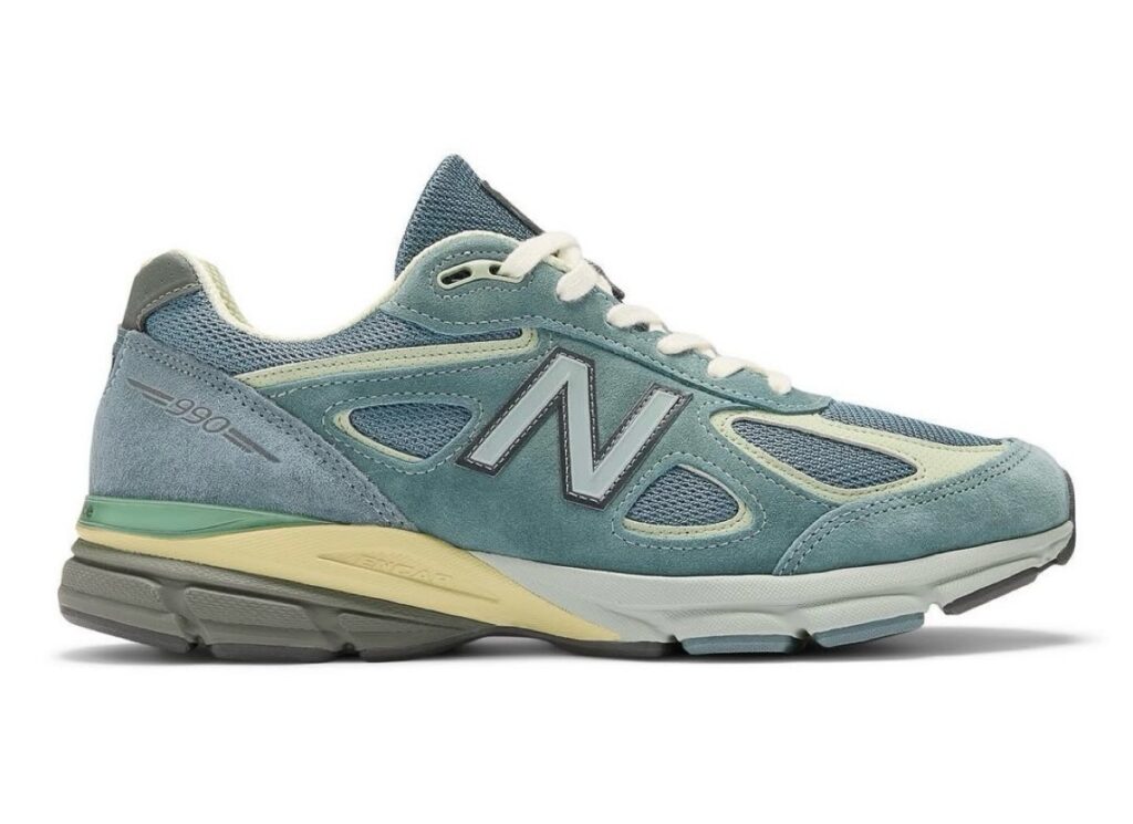 AURALEE × New Balance『990v4 “In Between”』が国内12月13日に発売[U990AR4 / U990AL4 ...