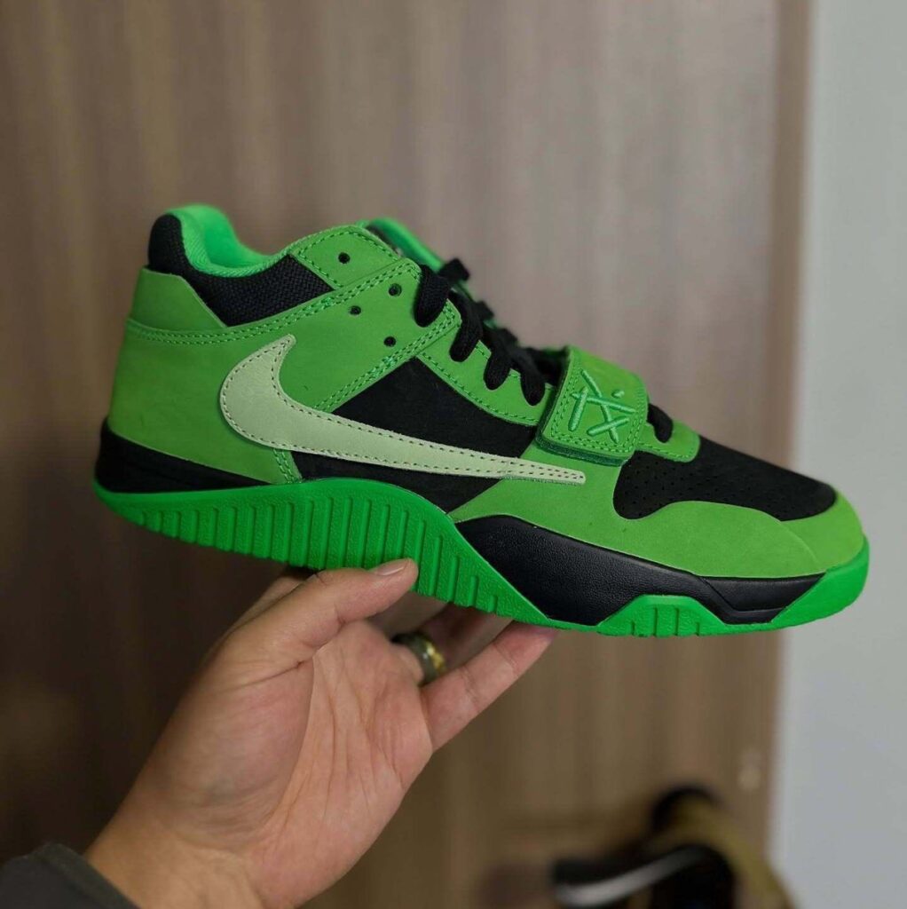 Travis Scott x Nike Jordan CJ1 T-Rexx “Green Spark”が国内3月28日より発売[IM9113 ...