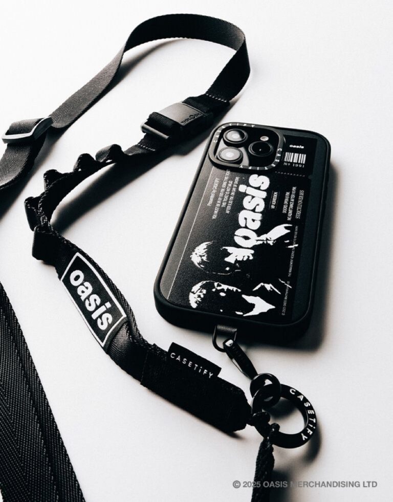 伝説的ロックバンド Oasis x CASETiFY コラボテックアクセが国内発売開始 | UP TO DATE
